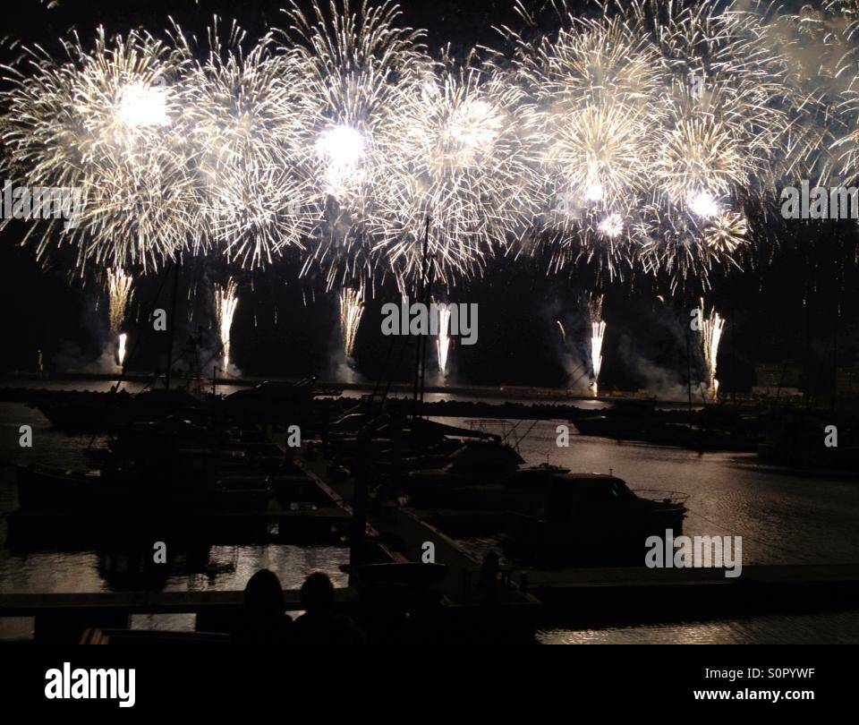Hanabi fireworks High Resolution Stock Photography and Images - Alamy