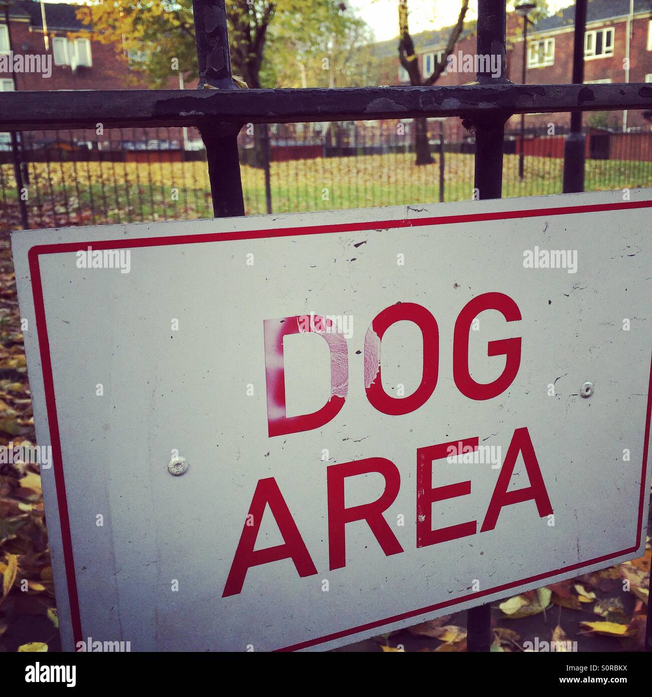 Dog park sign hi-res stock photography and images - Alamy