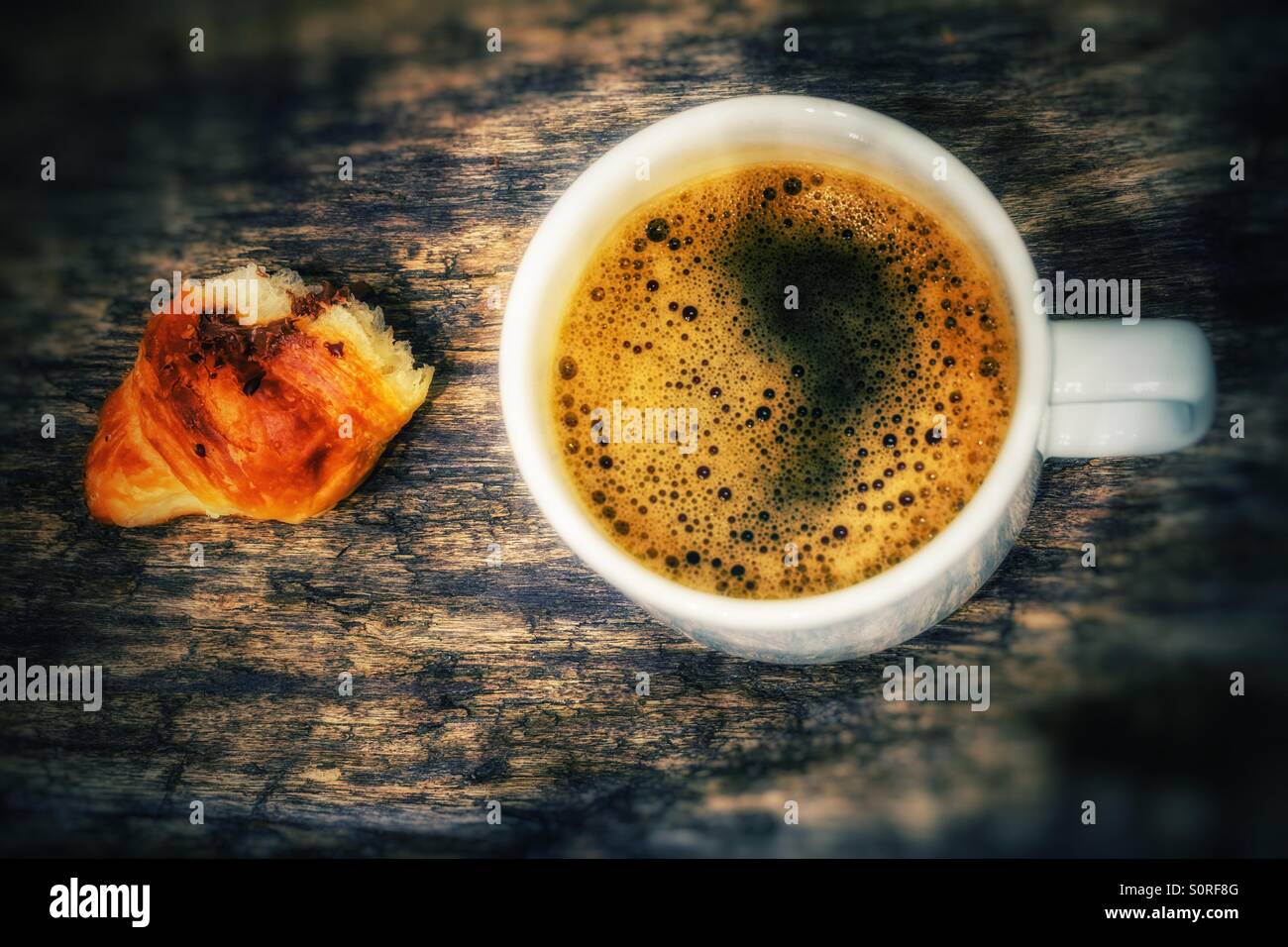 Food break hi-res stock photography and images - Alamy