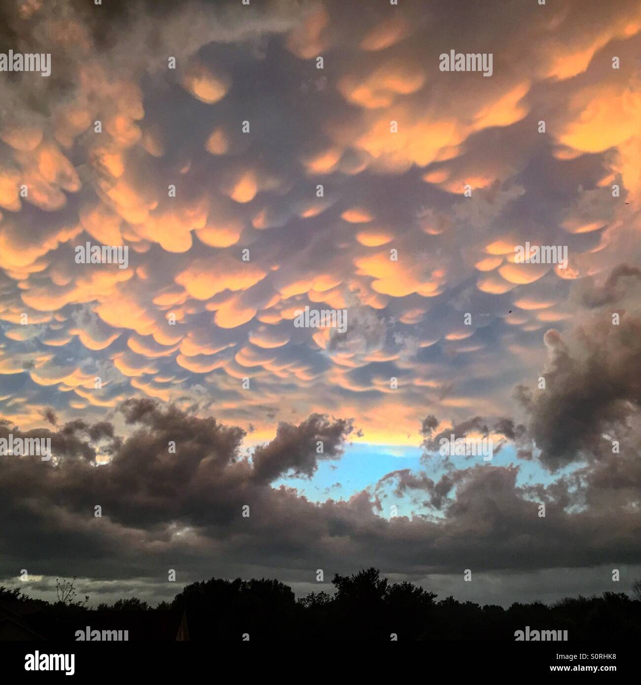 Bubble clouds hi-res stock photography and images - Alamy