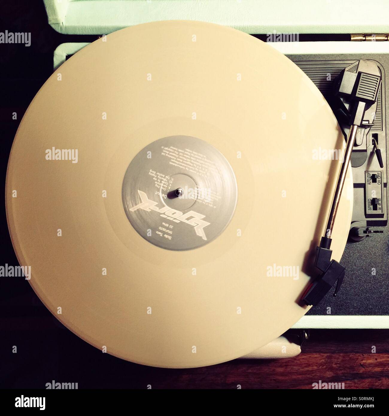 Vintage record player hi-res stock photography and images - Alamy