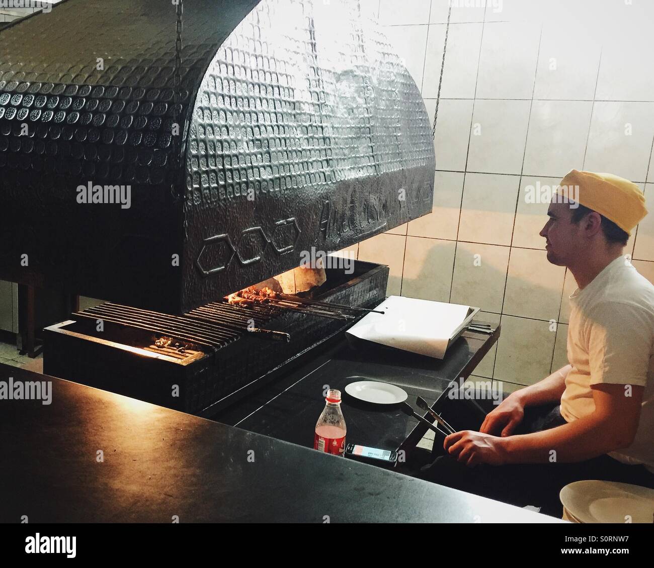 Open fire cooking hi-res stock photography and images - Alamy