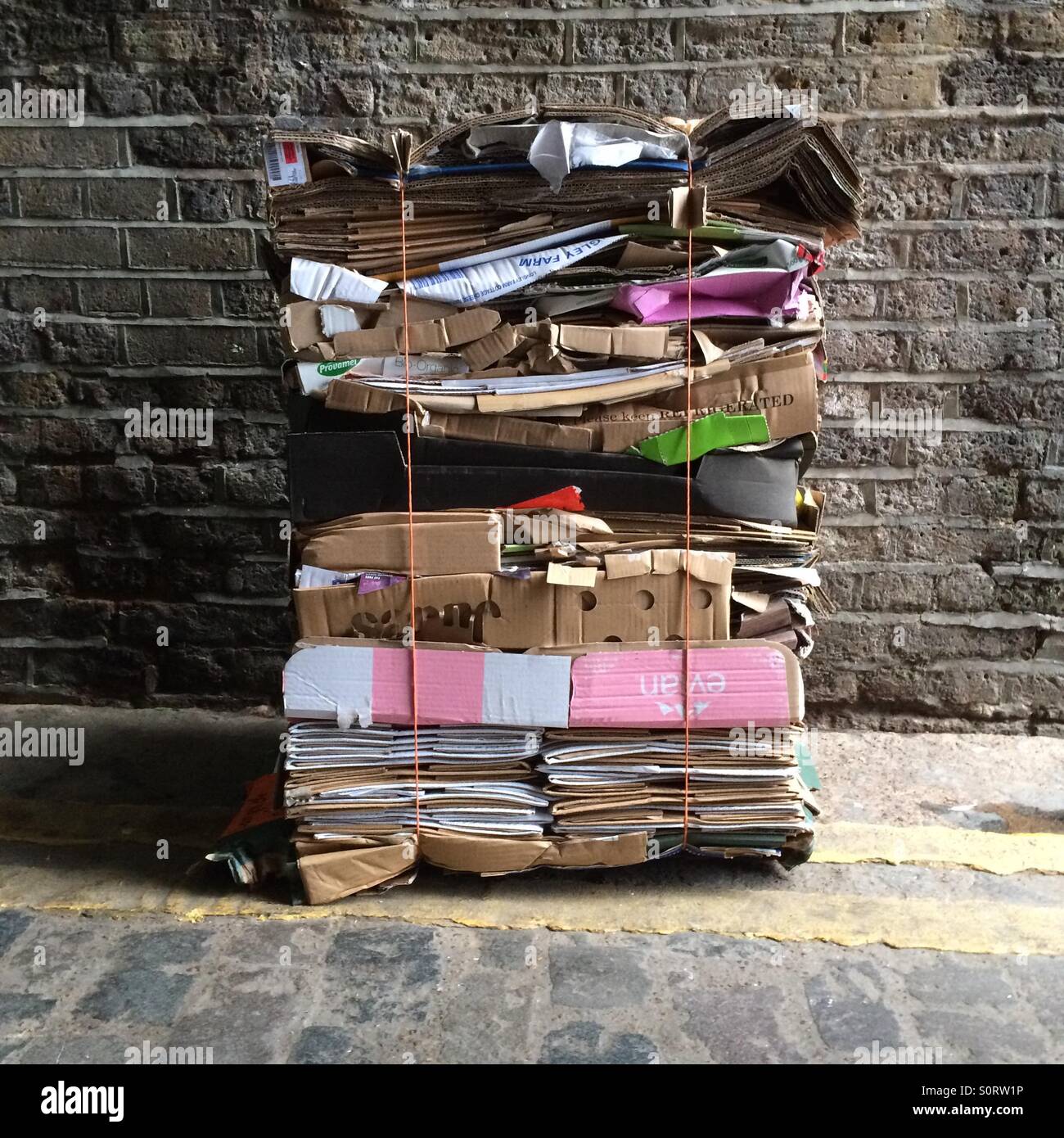 Cardboard rubbish hi-res stock photography and images - Alamy