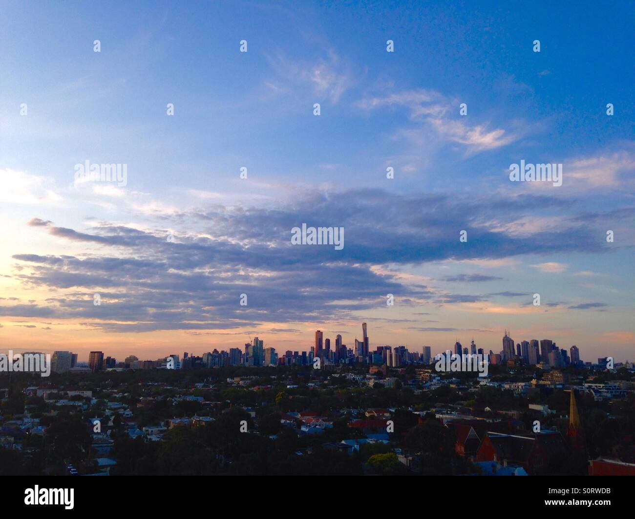 Melbourne skyline sunset hi-res stock photography and images - Alamy