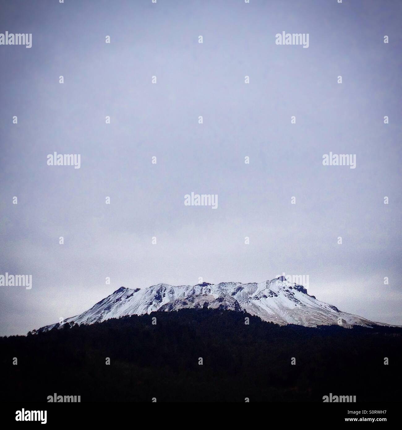 Volcan toluca hi-res stock photography and images - Alamy