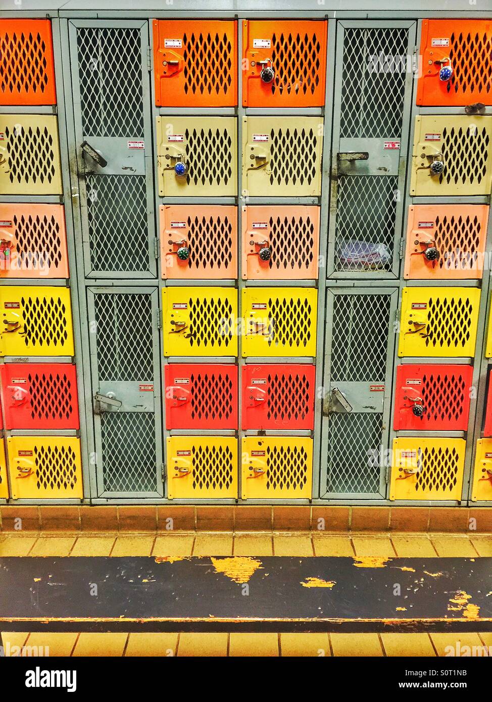 Lockers room hi-res stock photography and images - Alamy