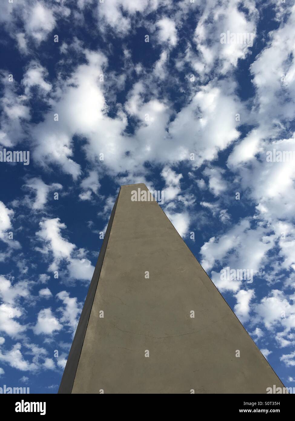 Changing perspective hi-res stock photography and images - Alamy