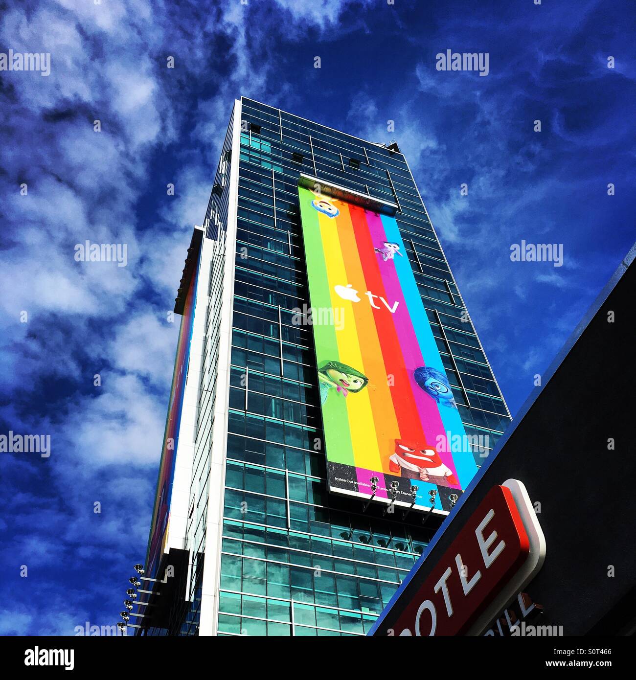 Tall building hi-res stock photography and images - Alamy
