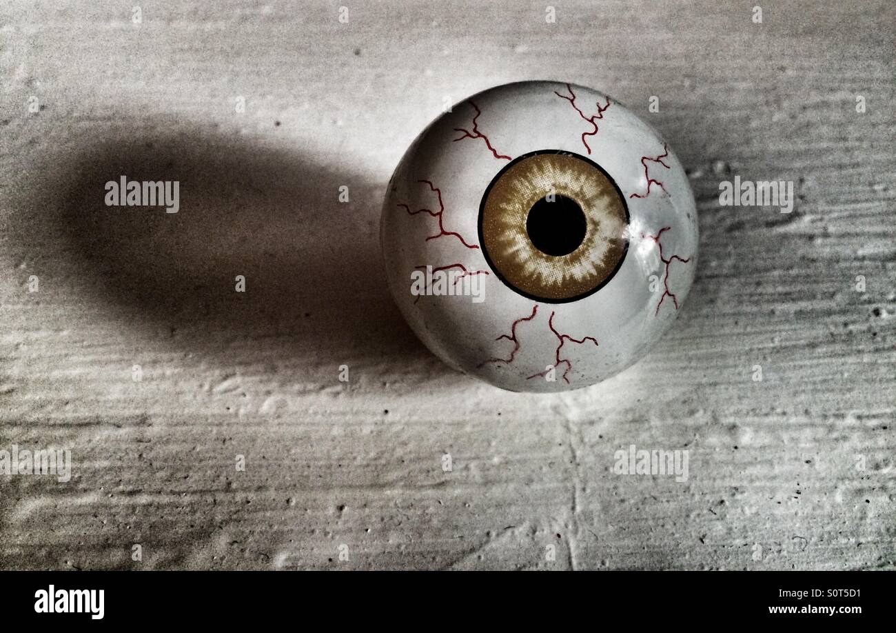 Fake eyeball hi-res stock photography and images - Alamy