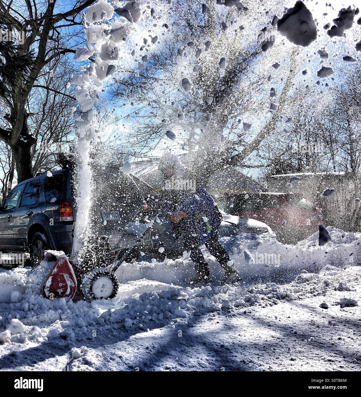 Using snow blower hi-res stock photography and images - Alamy