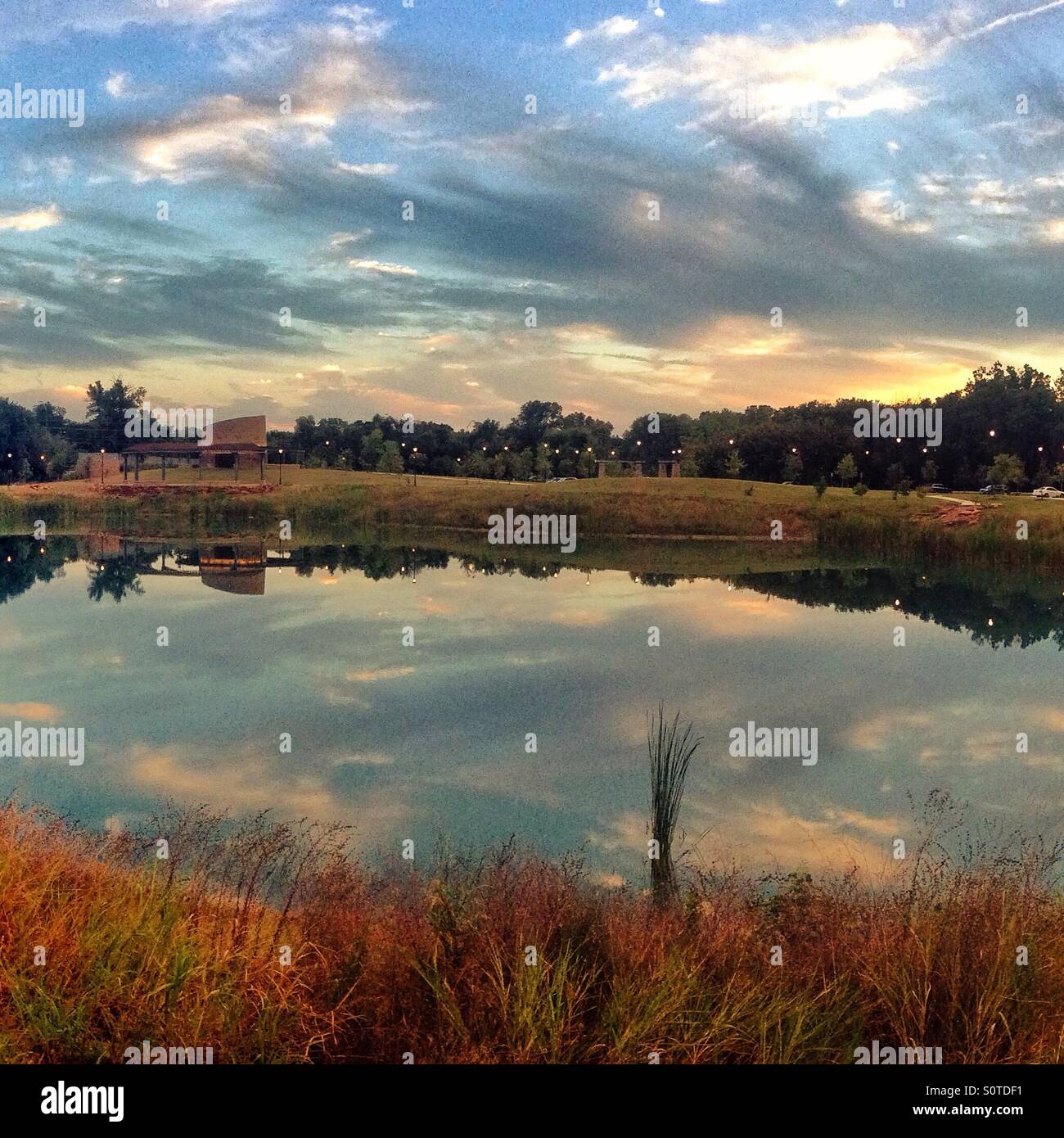 Big pond hi-res stock photography and images - Alamy