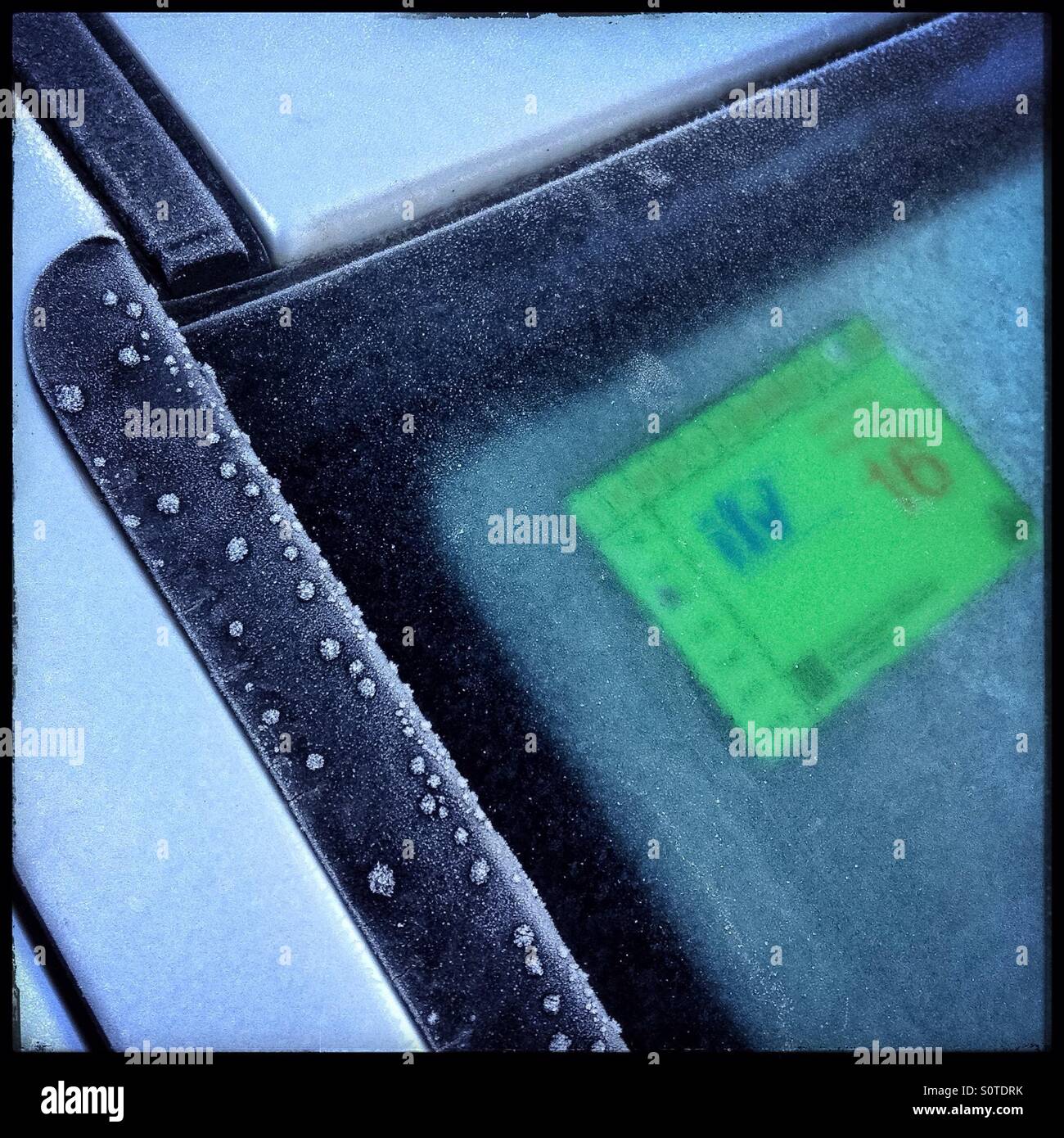 Frosted vehicle hi-res stock photography and images - Alamy