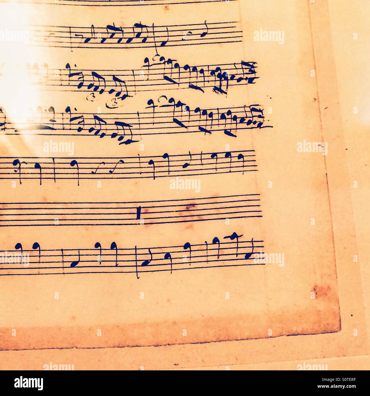 Old sheet music hi-res stock photography and images - Alamy