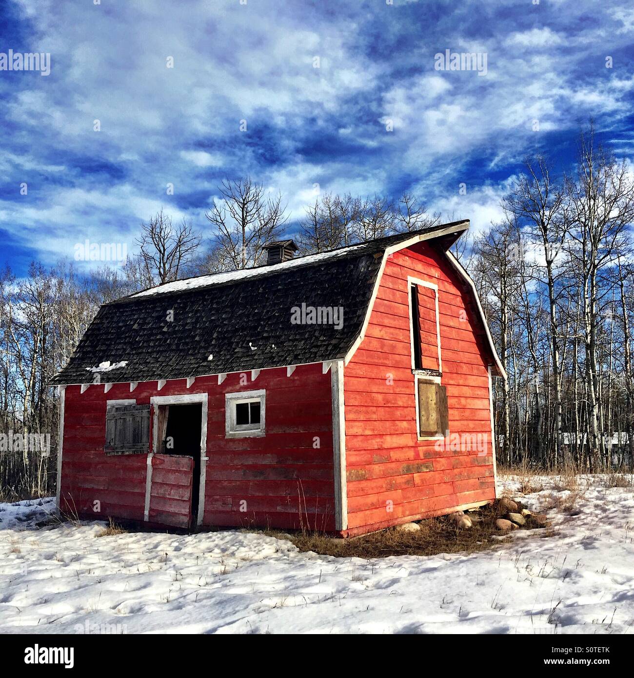 Little Red Barn High Resolution Stock Photography and Images - Alamy