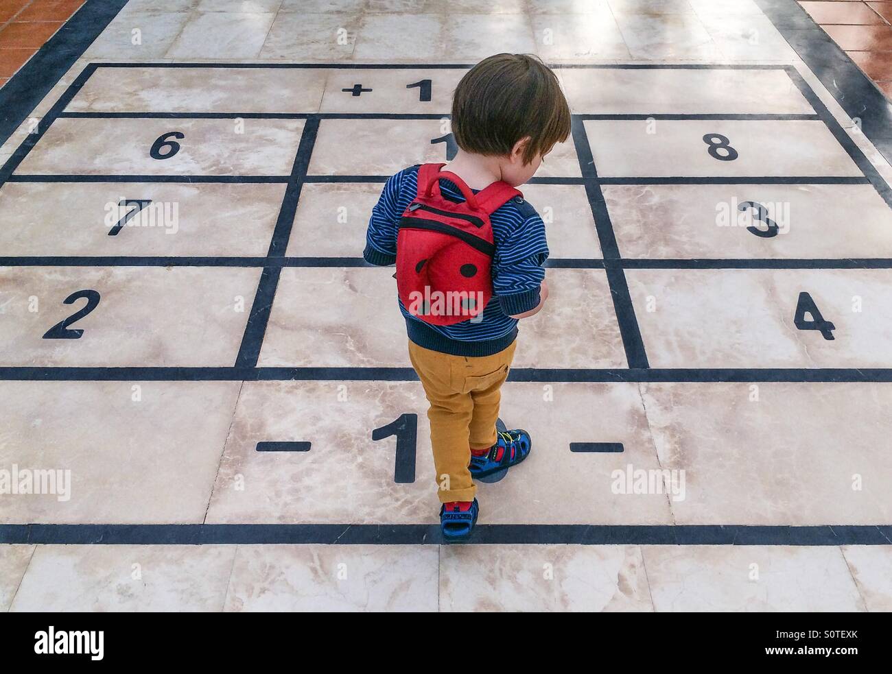 Learning counting numbers hi-res stock photography and images - Alamy