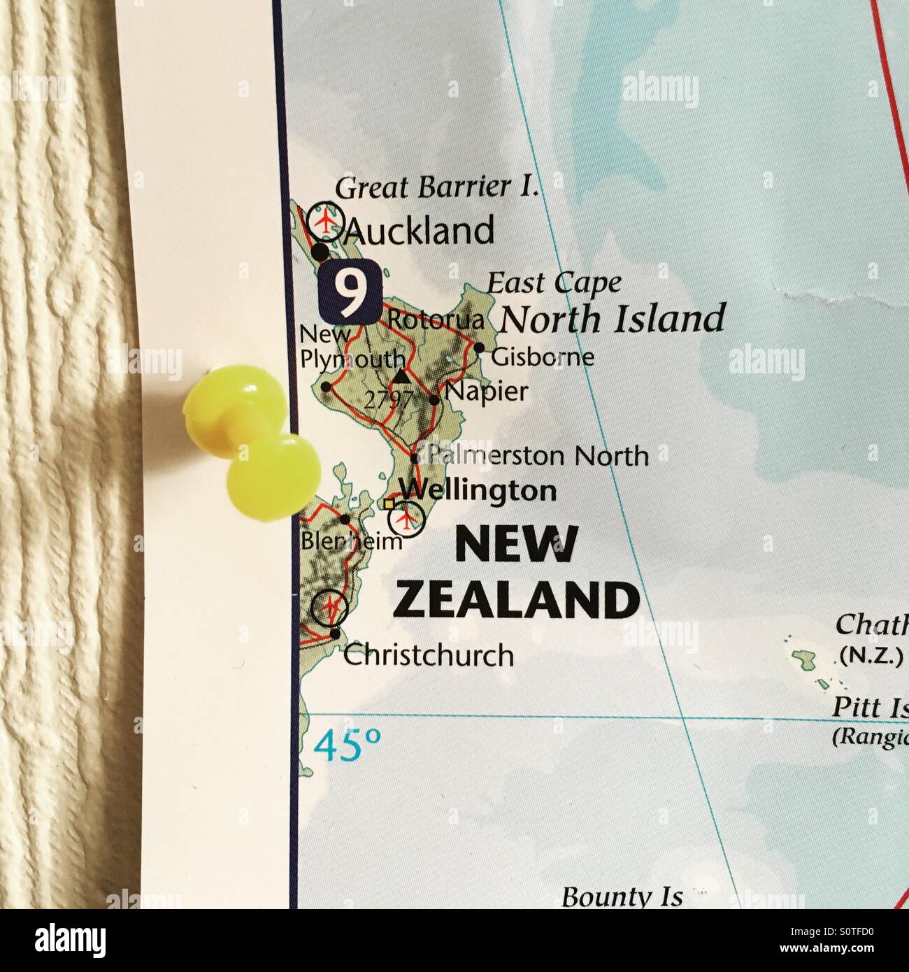 Edge of world map hi-res stock photography and images - Alamy