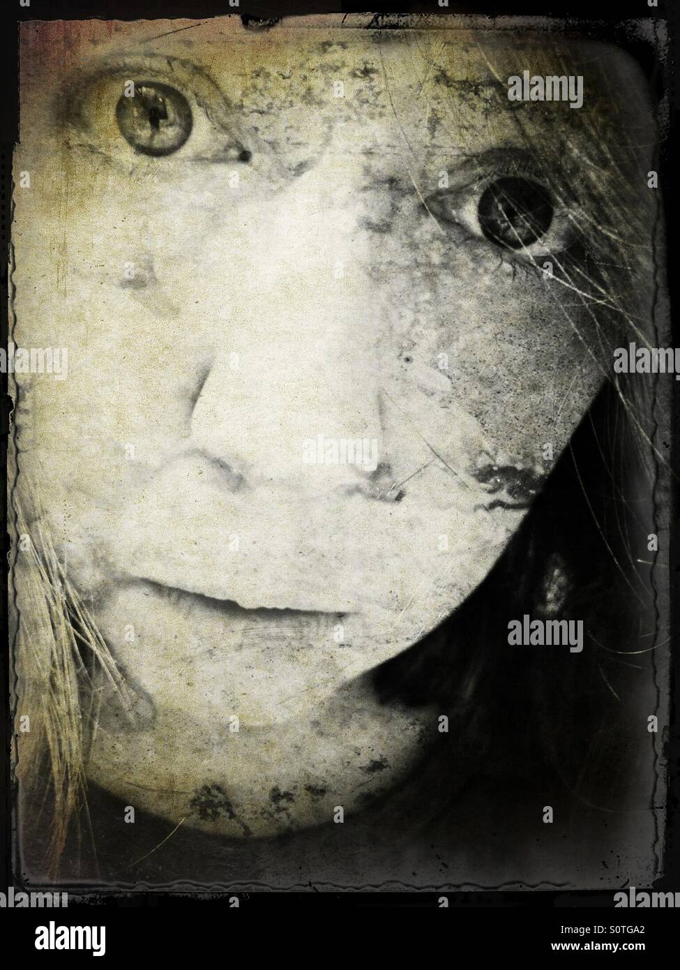 Portrait wide eyed staring woman hi-res stock photography and images ...