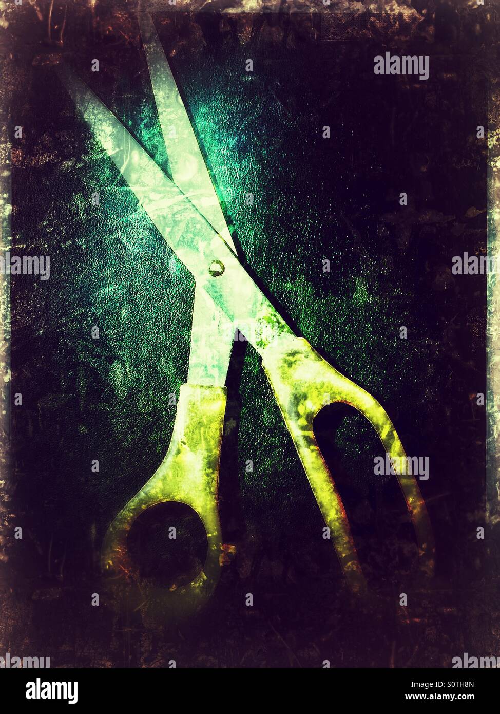 Cutting weapon hi-res stock photography and images - Alamy