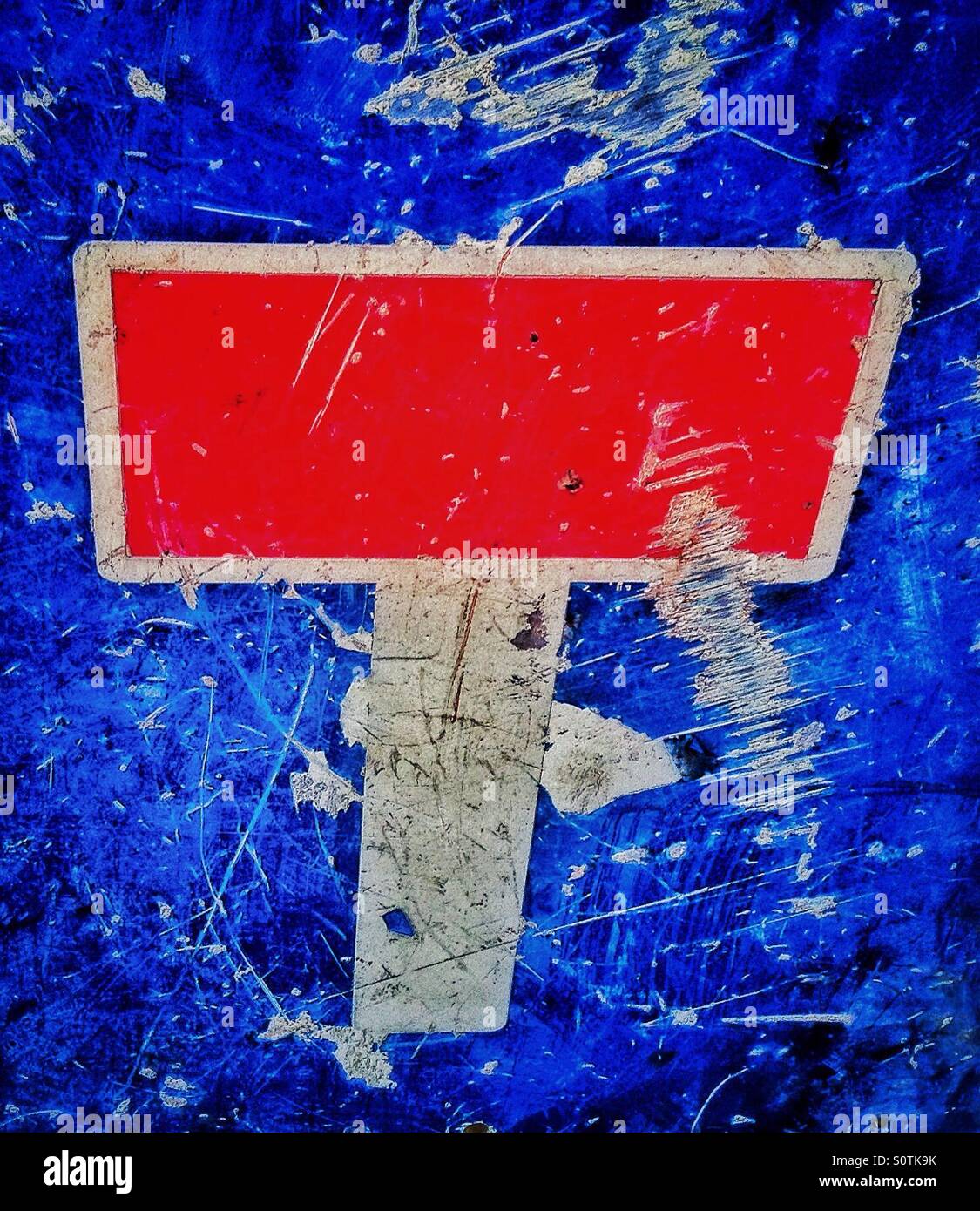 Dead end. No through road traffic sign Stock Photo - Alamy