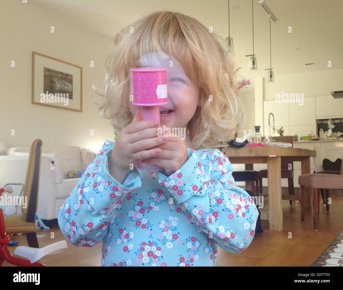 Child fan hi-res stock photography and images - Alamy