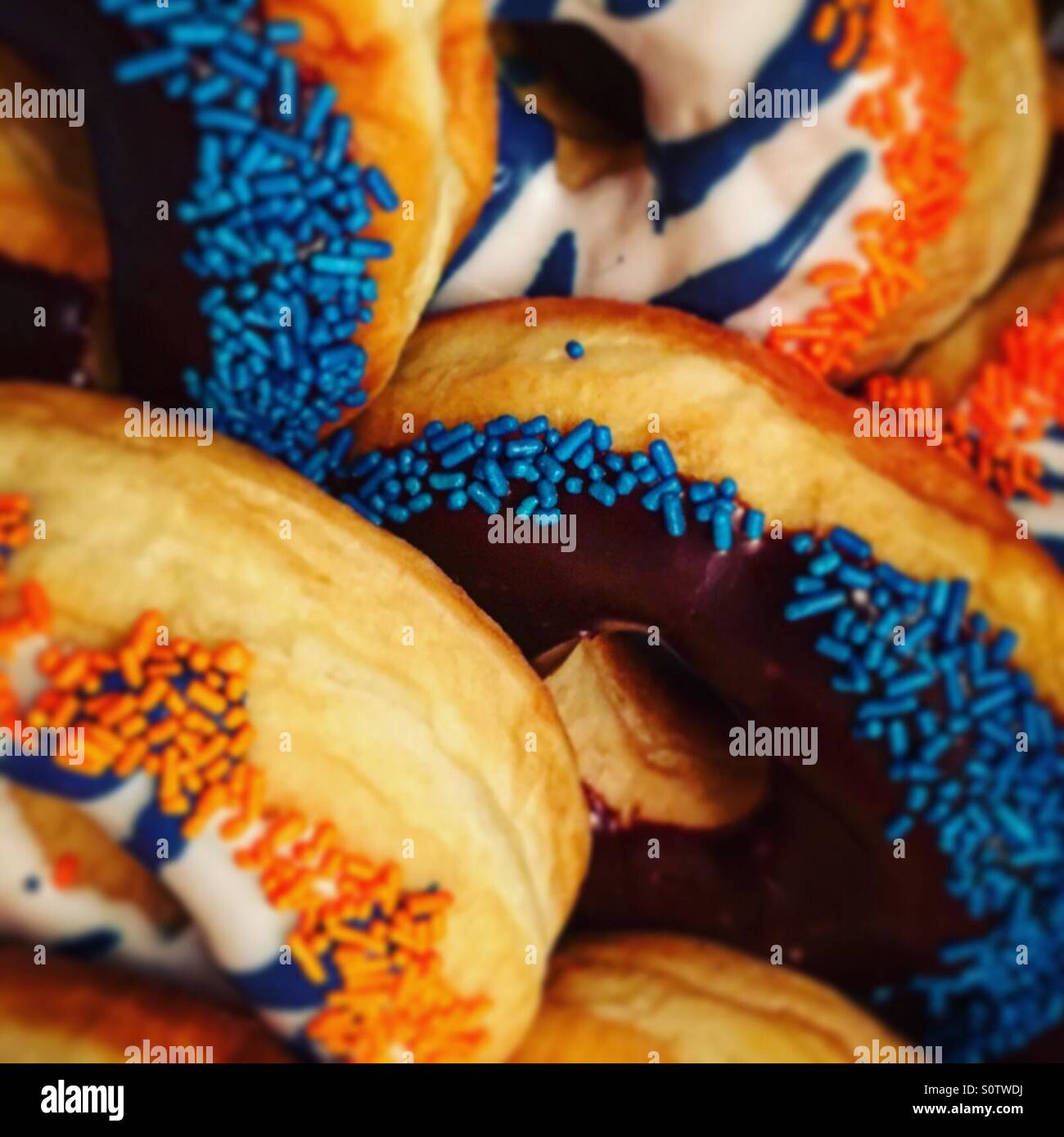 Full donuts hi-res stock photography and images - Alamy
