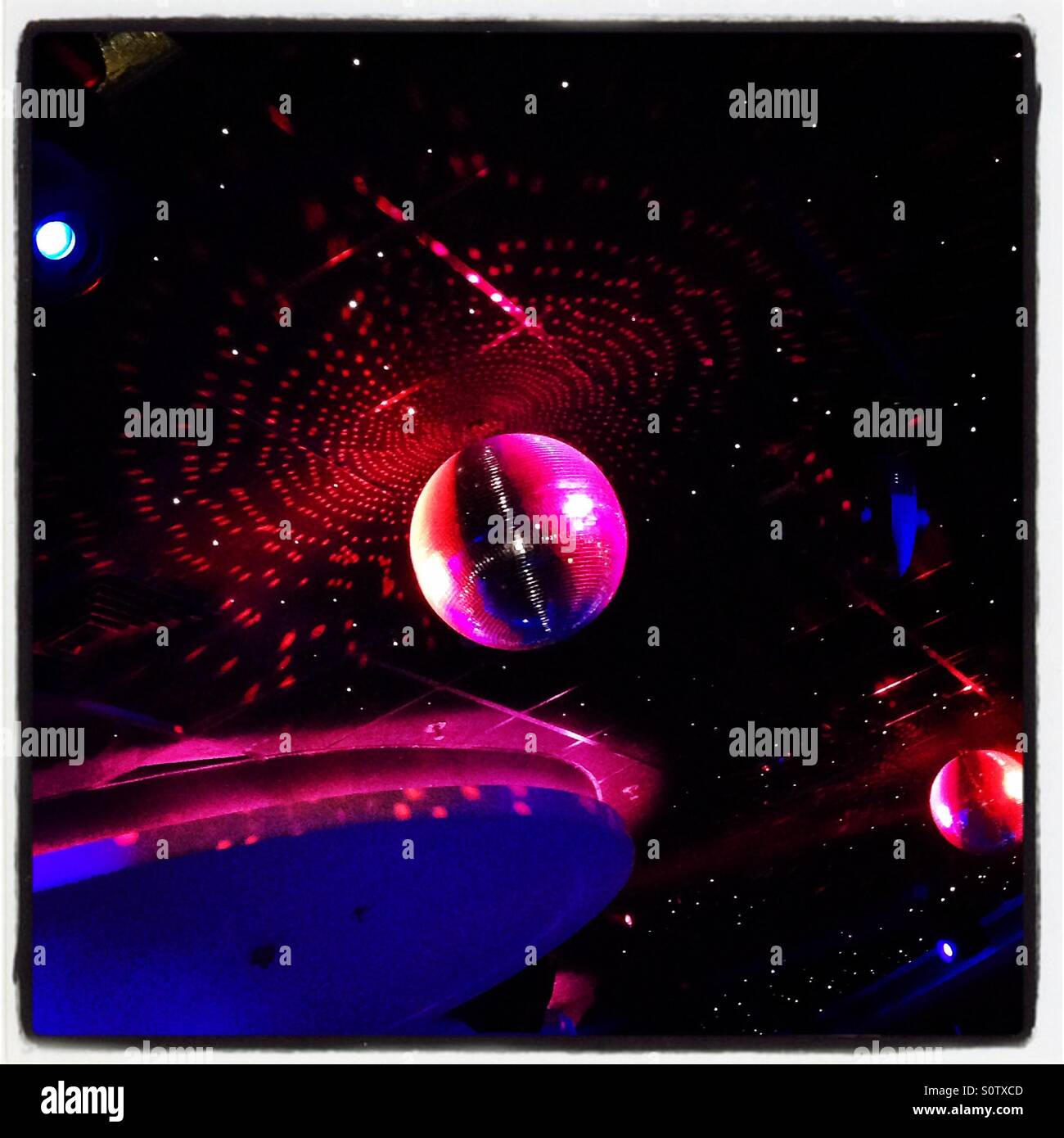 Pink disco ball hi-res stock photography and images - Alamy