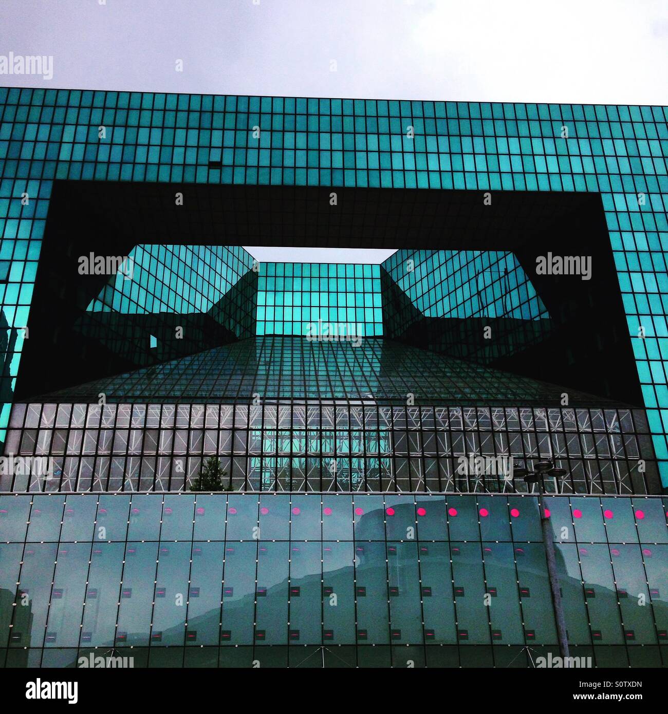 Modern architecture at La Defense, Paris Stock Photo - Alamy
