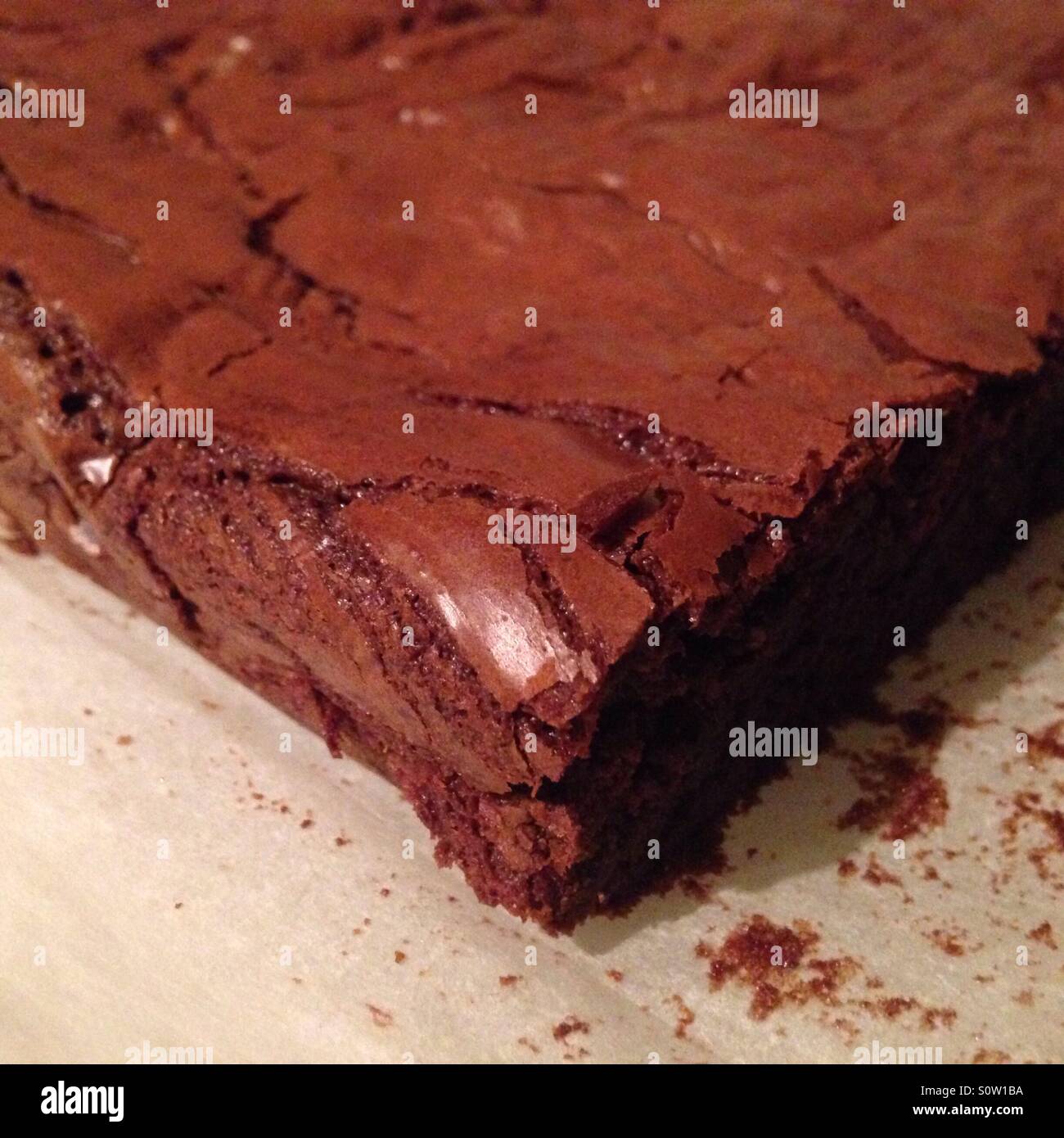 Slice of freshly baked chocolate brownie Stock Photo - Alamy