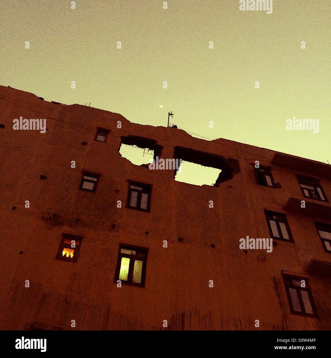 Broken house hi-res stock photography and images - Alamy