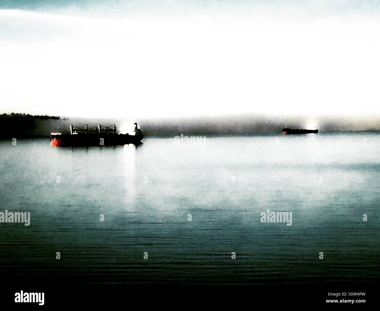 Serene ocean hi-res stock photography and images - Alamy