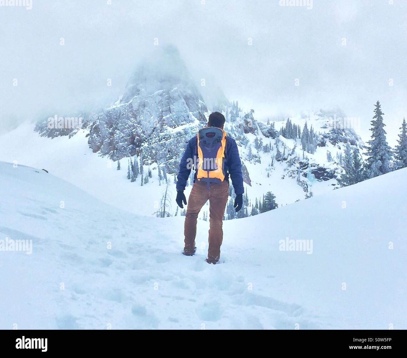 Utah snow peak hi-res stock photography and images - Alamy