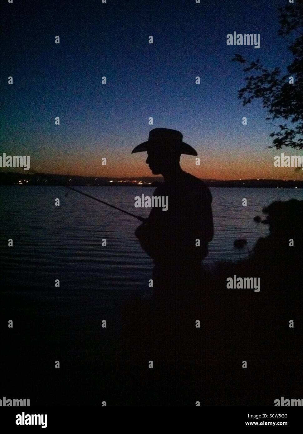 Cowboy alone hi-res stock photography and images - Alamy