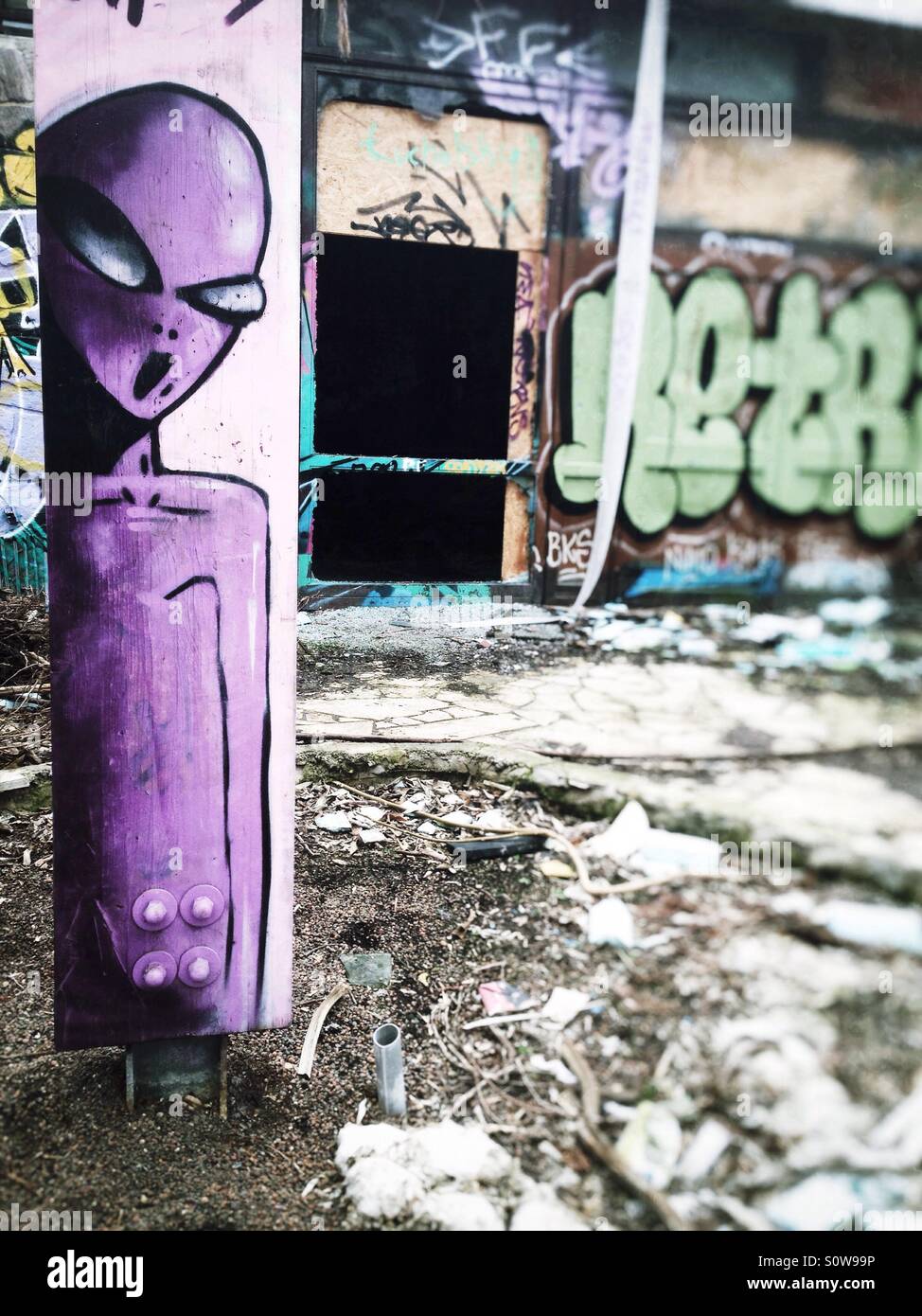 Alien graffiti at the abandoned swimming pool Blub in the Berlin ...