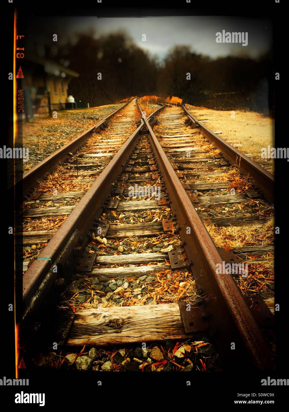 Railroad tracks dividing hi-res stock photography and images - Alamy