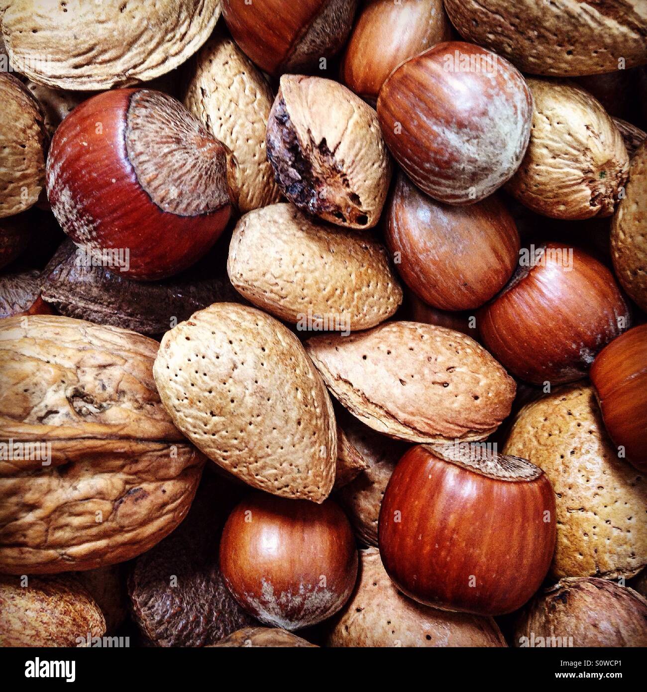 Almonds nuts mixed hi-res stock photography and images - Alamy