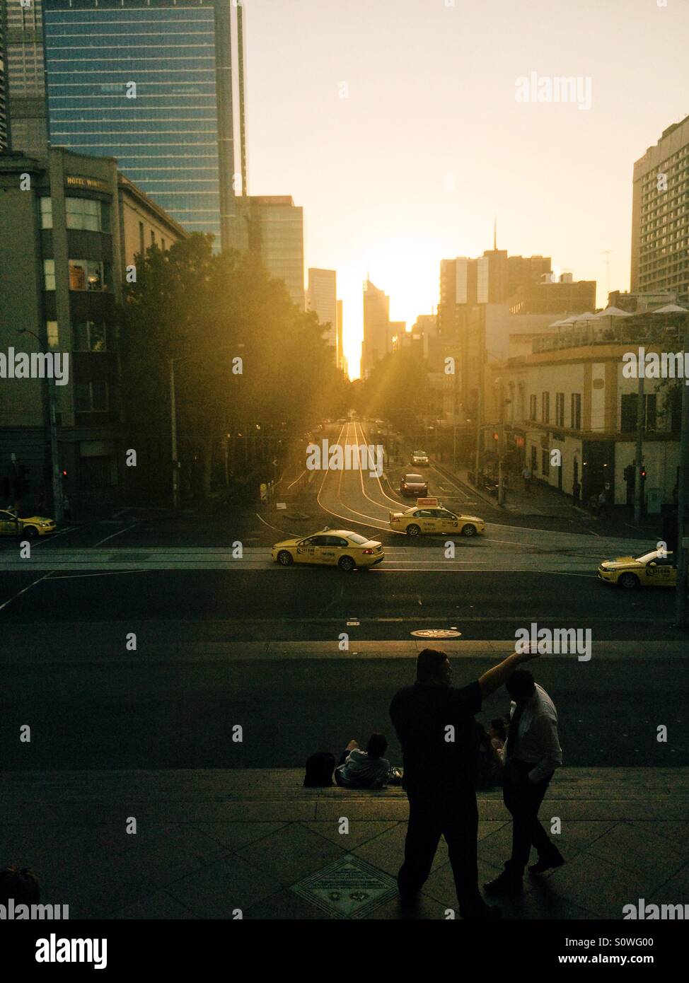 Sun henge hi-res stock photography and images - Alamy