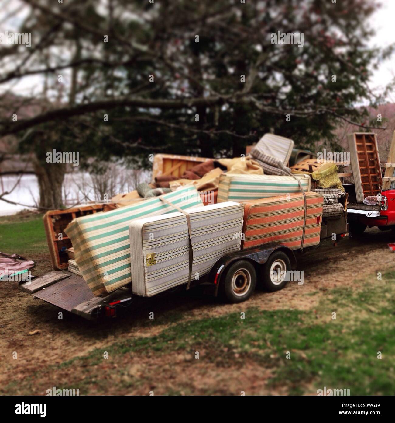 Moving trailer house hi-res stock photography and images - Alamy