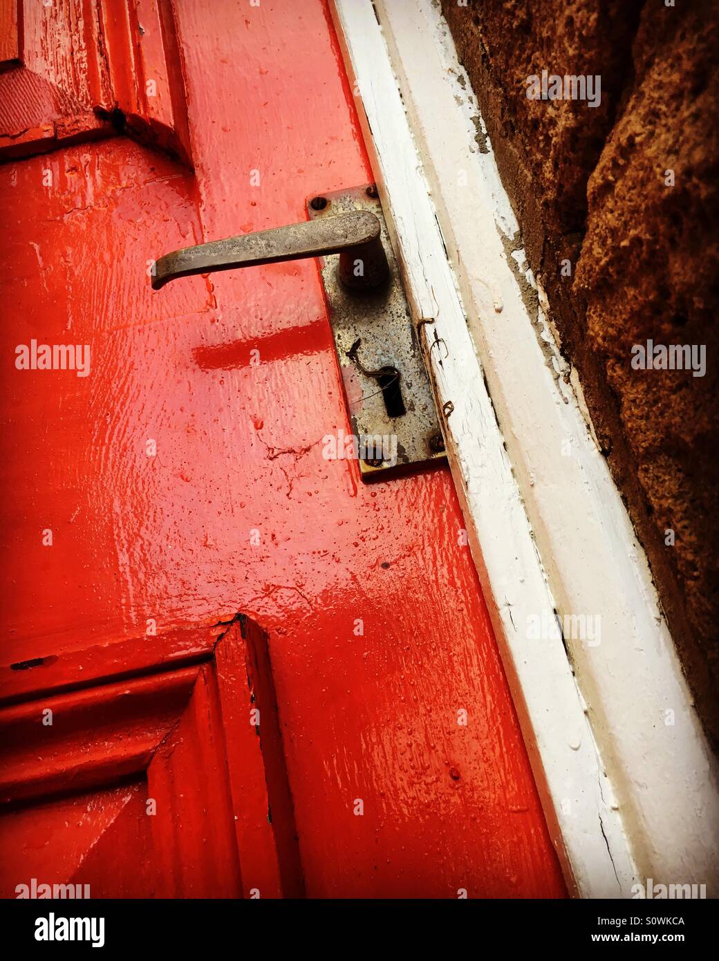 Rust red door hi-res stock photography and images - Alamy