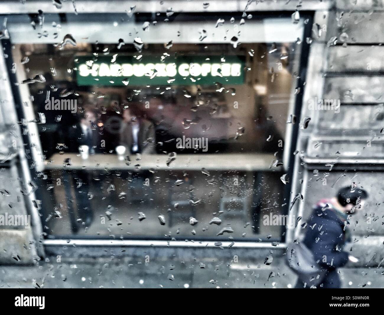 London Rain Miserable High Resolution Stock Photography and Images - Alamy