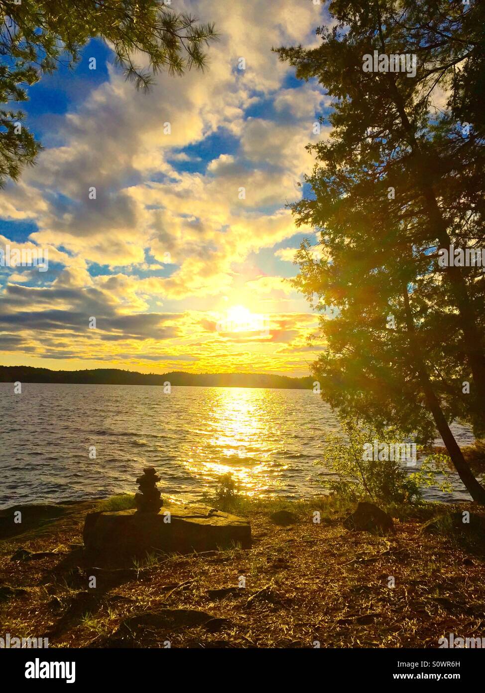 An inuksuk hi-res stock photography and images - Alamy