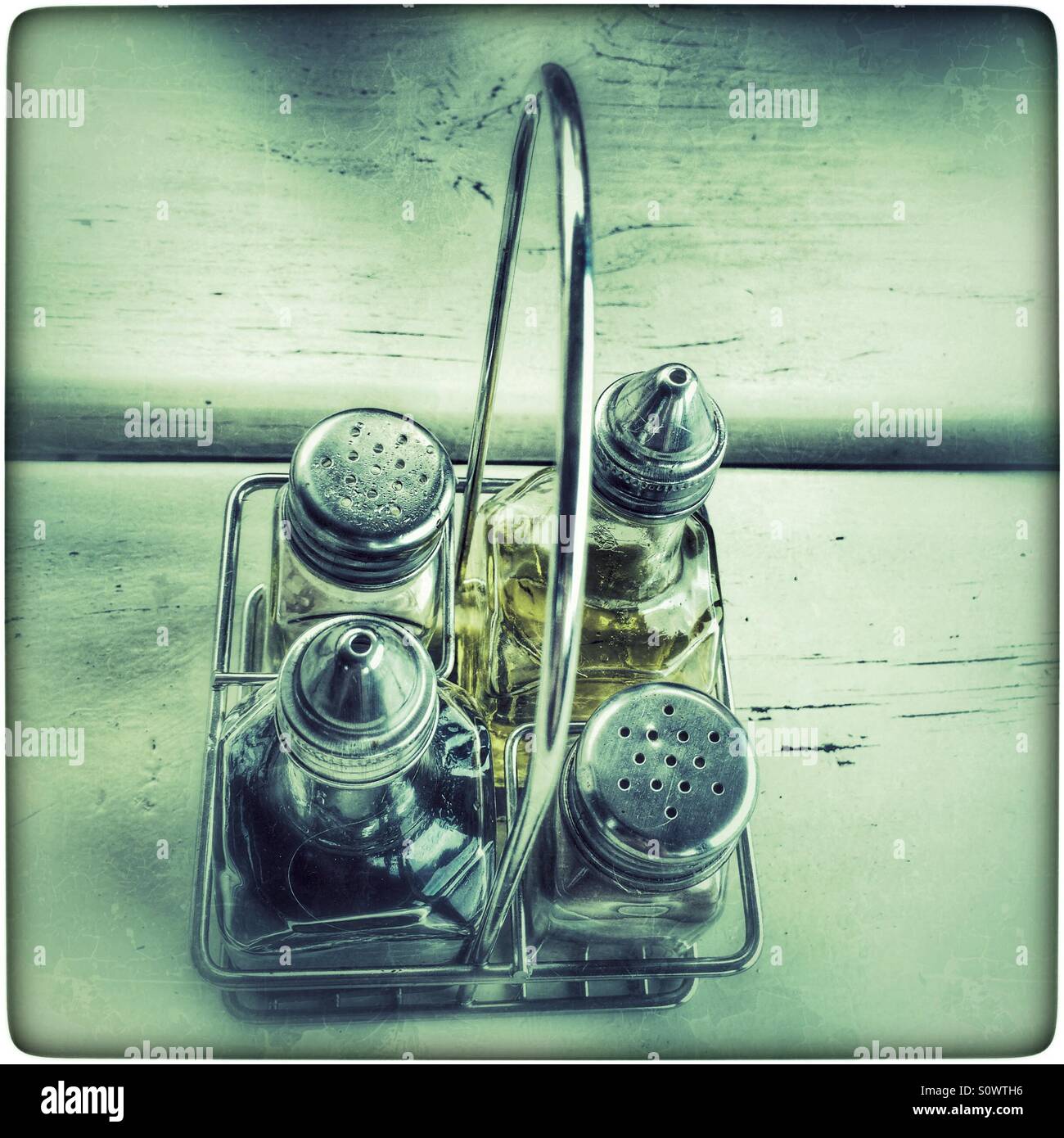 Condiments on restaurant table hi-res stock photography and images - Alamy