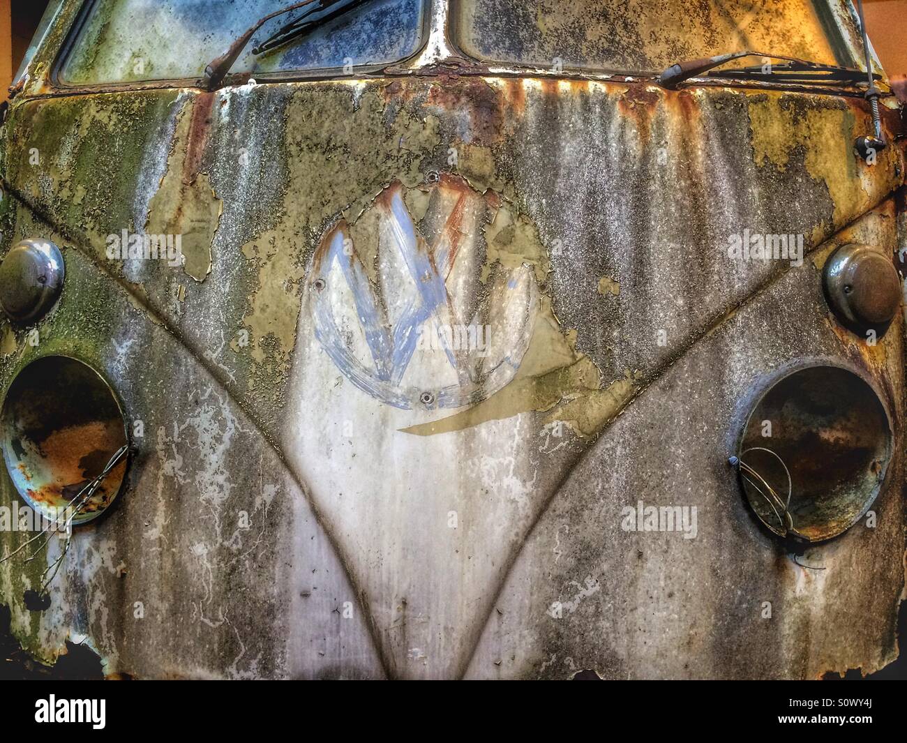 Bus wreck hi-res stock photography and images - Alamy