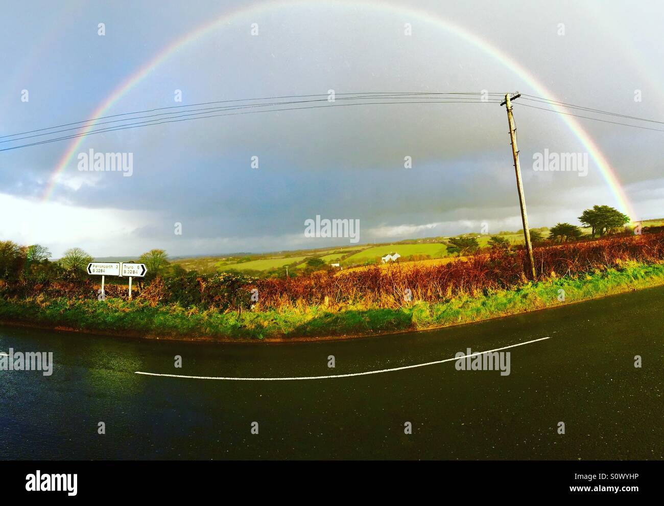 End of the rainbow hi-res stock photography and images - Alamy