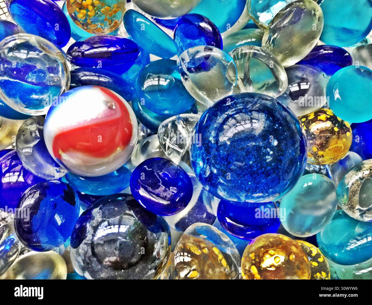 Marbles abstract hi-res stock photography and images - Alamy