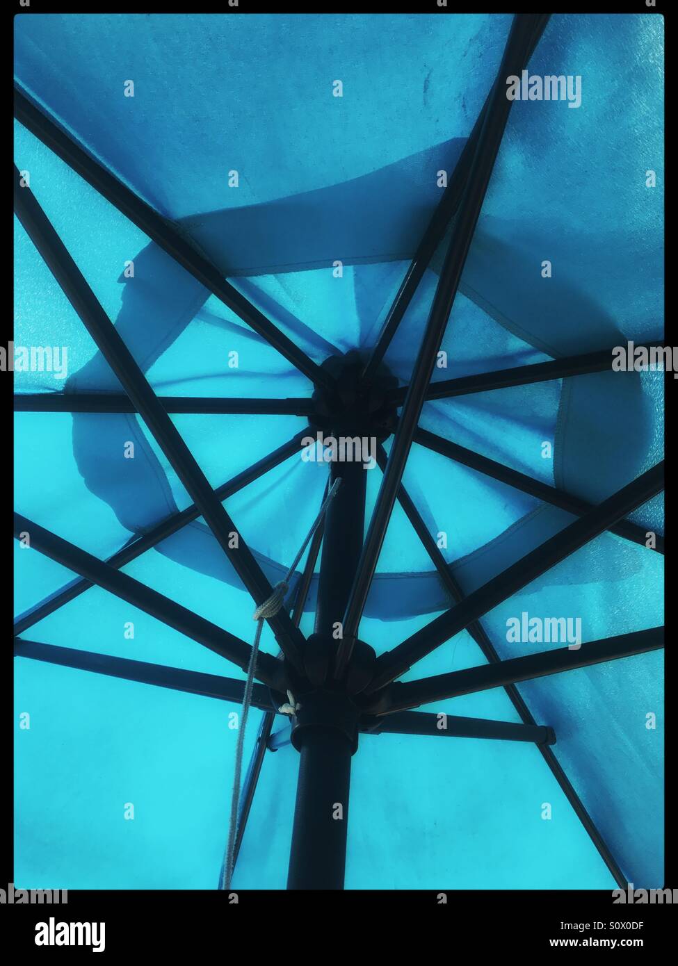 Umbrella frame hi-res stock photography and images - Alamy