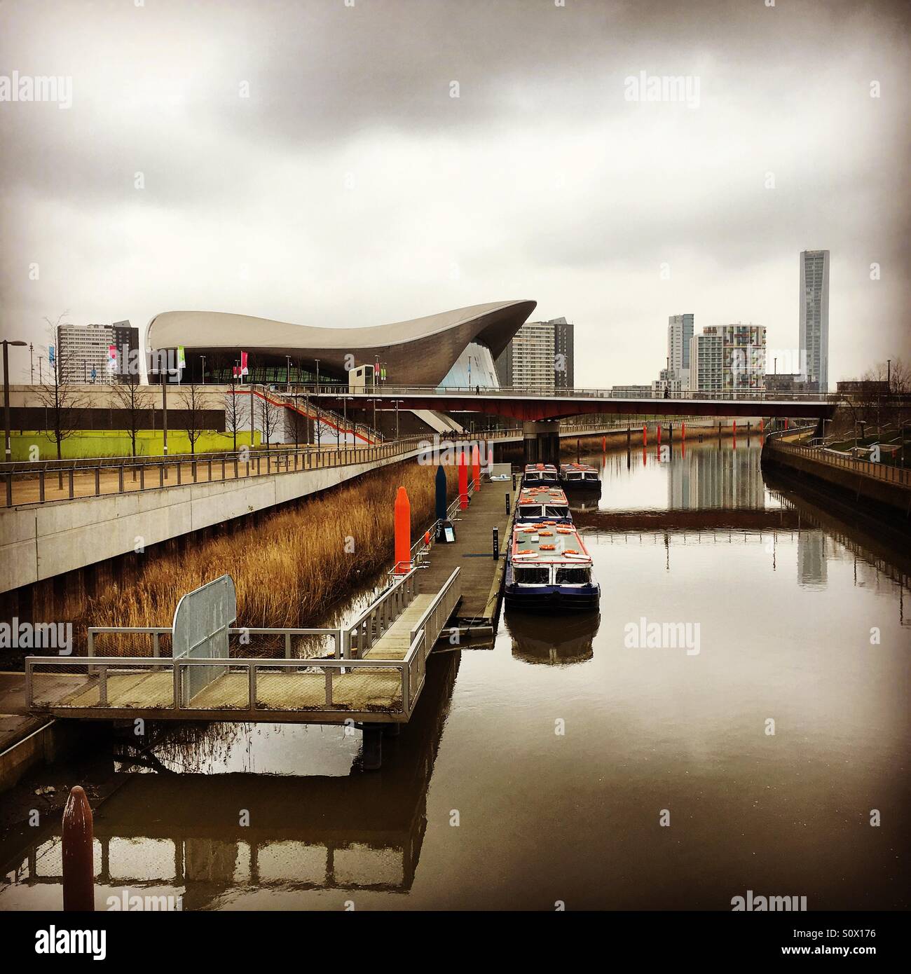 Olympic swimming pool London Stock Photo - Alamy