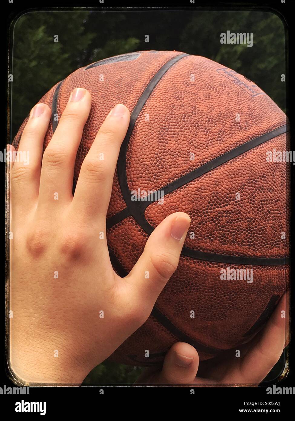 Basketball Hands Stock Photos & Basketball Hands Stock Images - Alamy