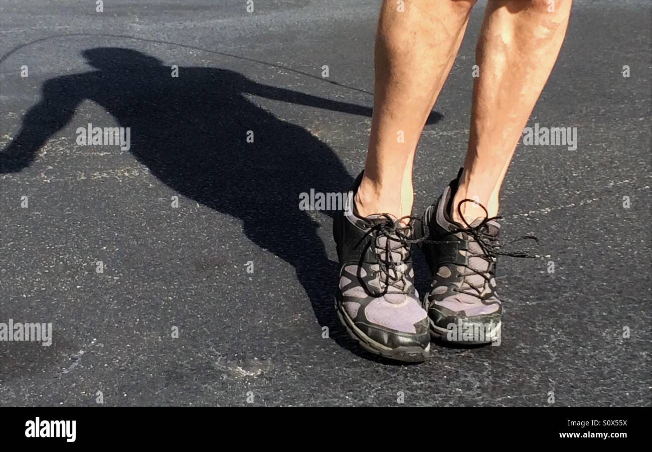 Mans shadow jumping rope hi-res stock photography and images - Alamy