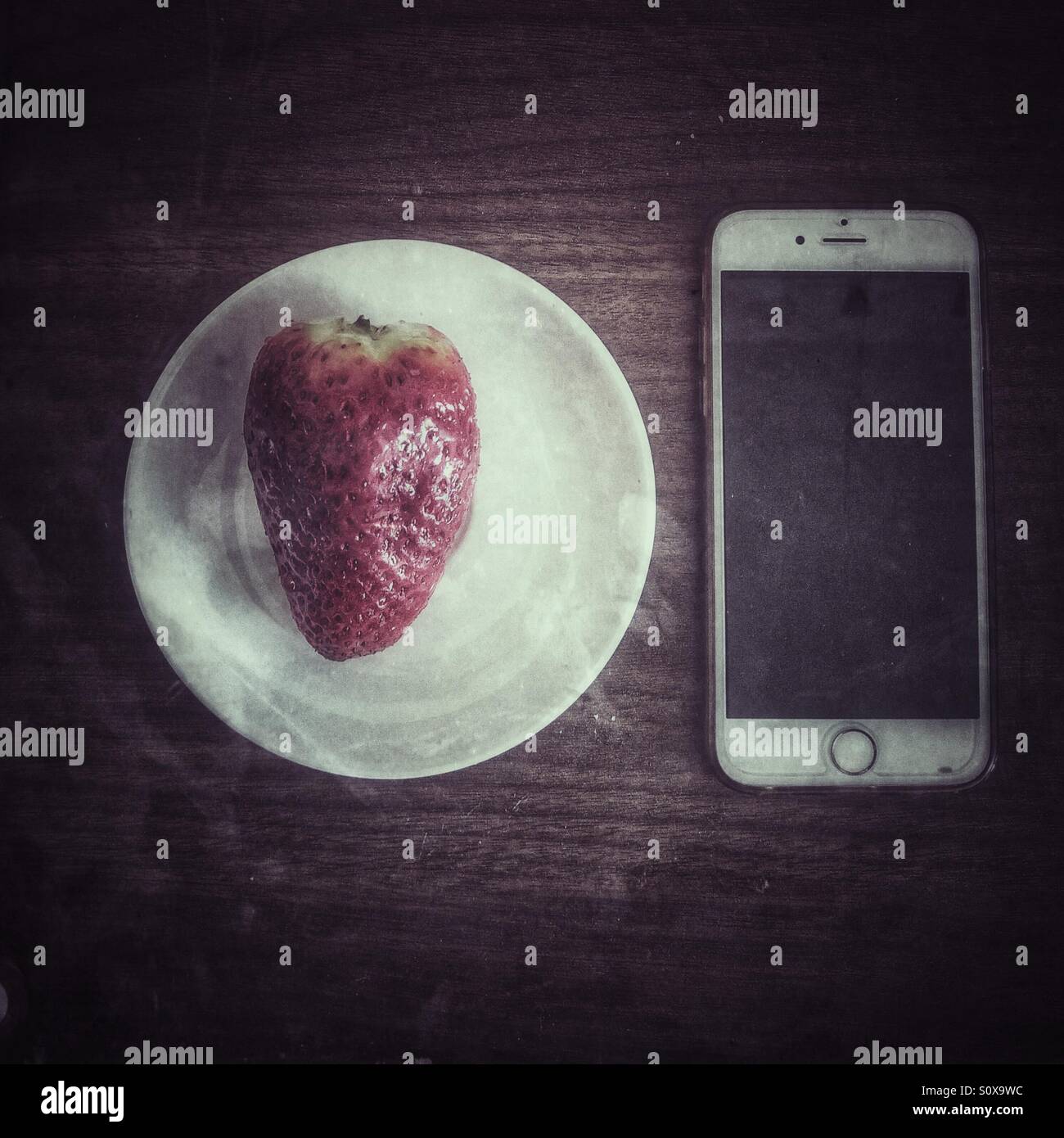 Berry size hi-res stock photography and images - Alamy