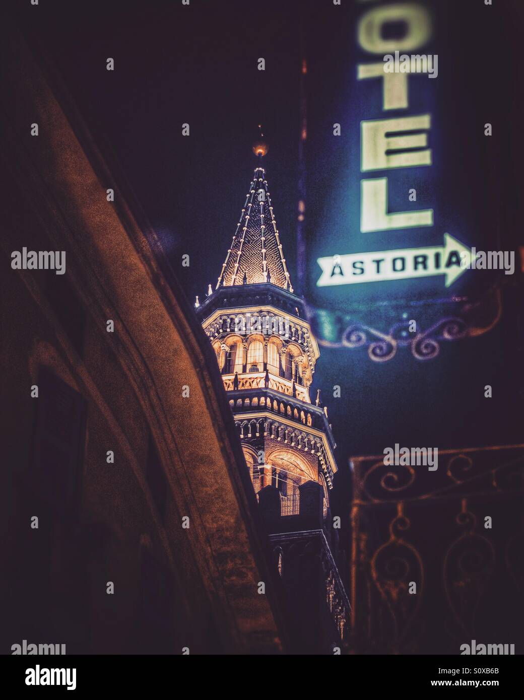 Hotel tonight hi-res stock photography and images - Alamy